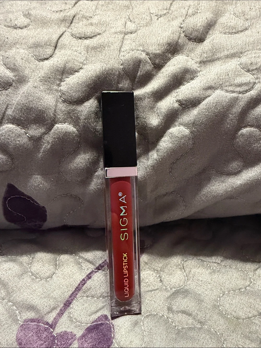 Sigma Beauty | Makeup | Sigma Beauty Liquid Lipstick Classic Satin Red ...